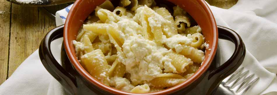 Castellane: Diese Nudel rockt! • PAYBACK